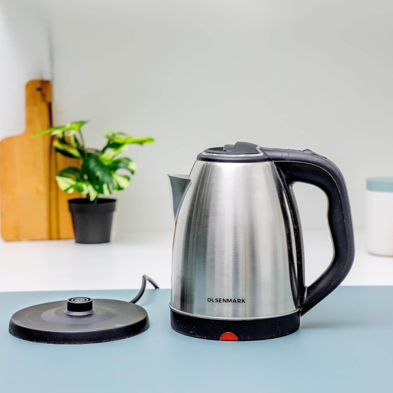 Grelnik vode / 1,5l / 2200w / črn / plastika, inox - Vipponudba