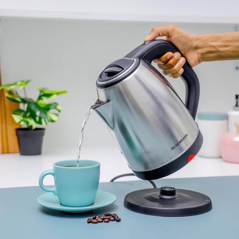 Grelnik vode / 1,5l / 2200w / črn / plastika, inox - Vipponudba